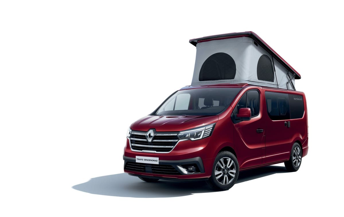 Renault Trafic SpaceNomad: debutta il nuovo camper van per il tempo libero