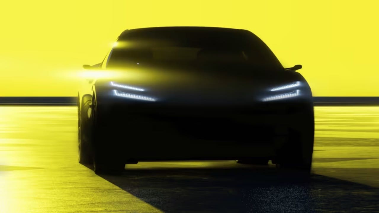 Lotus Type 134 affronterà la Porsche Macan nel 2025 - MotorisuMotori.it