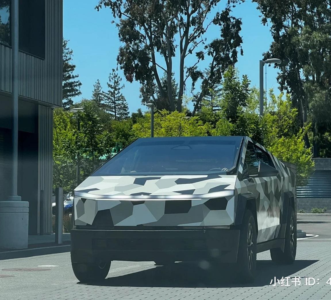 Tesla Cybertruck: prime immagini della versione di produzione ...