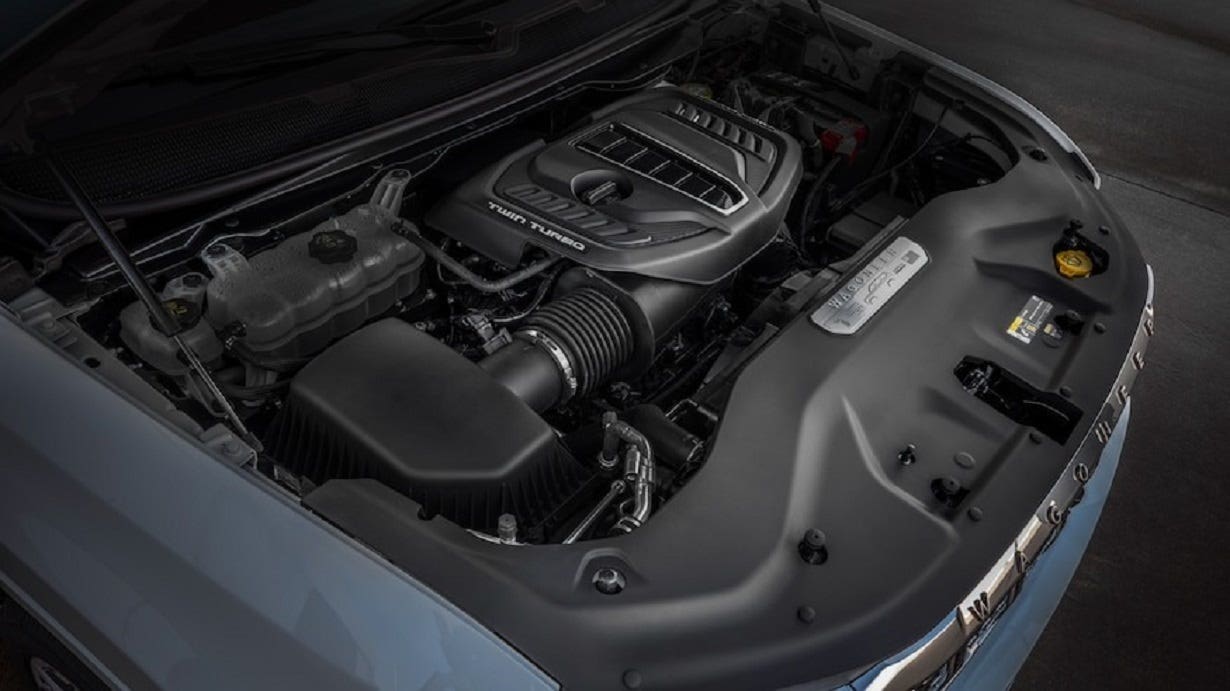 Stellantis: in arrivo una marea di motori a benzina - MotorisuMotori.it