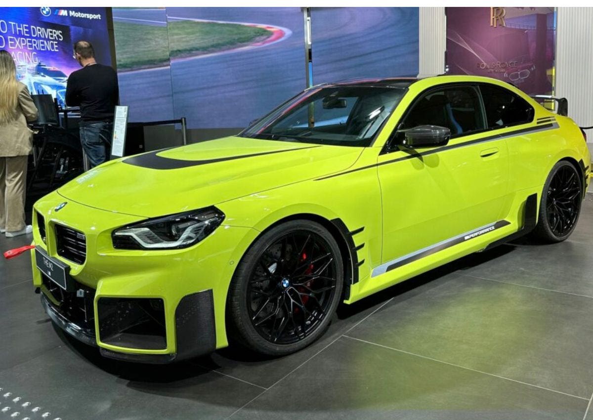 BMW M2 Sao Paulo Yellow 2025: si mostra in tutta la sua bellezza ...