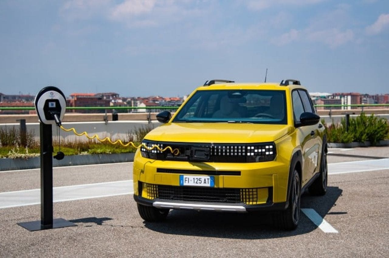 Fiat Grande Panda: in arrivo versione 4×4 e con motore benzina ...