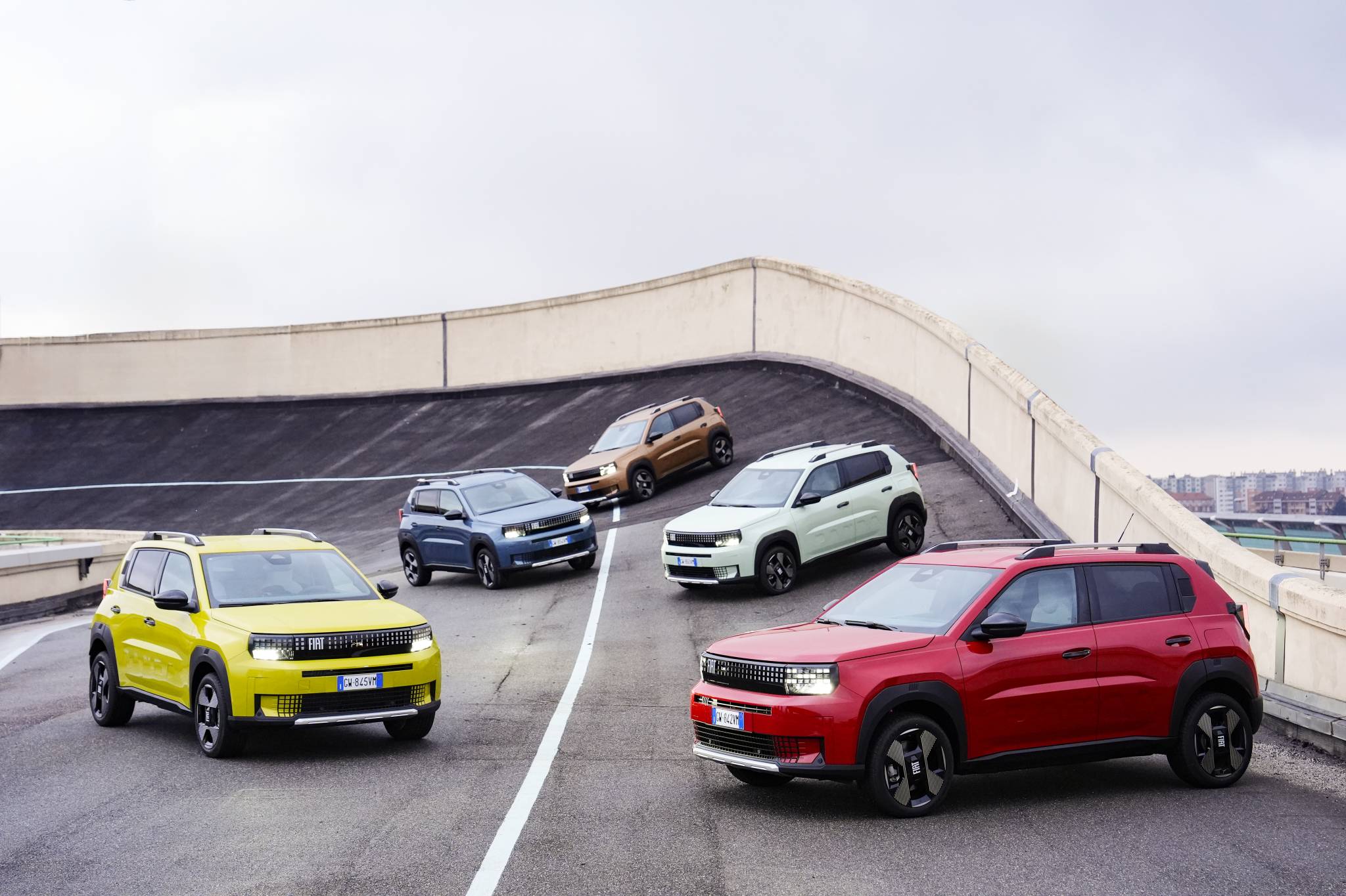 Fiat Pandissima: in estate debutterà anche la versione 7 posti - MotorisuMotori.it