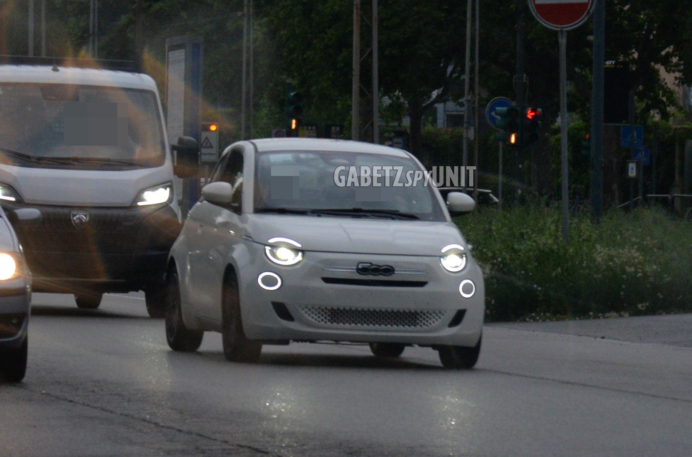 Fiat 500 Ibrida: ecco nuove foto spia del modello in arrivo a novembre ...