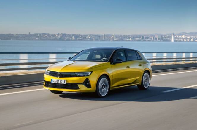 Opel Astra 2025 si rinnova: arriva il nuovo plug-in hybrid ...