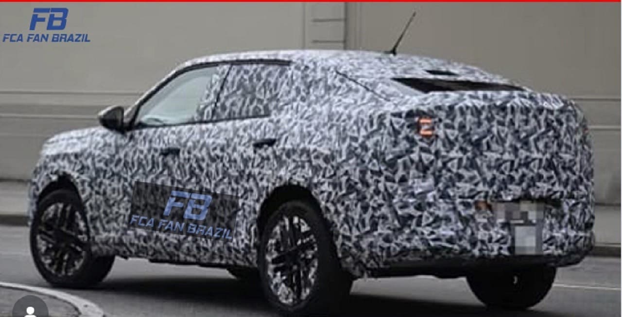 Fiat Fastback: nuove foto spia svelano il SUV coupé in fase di test ...